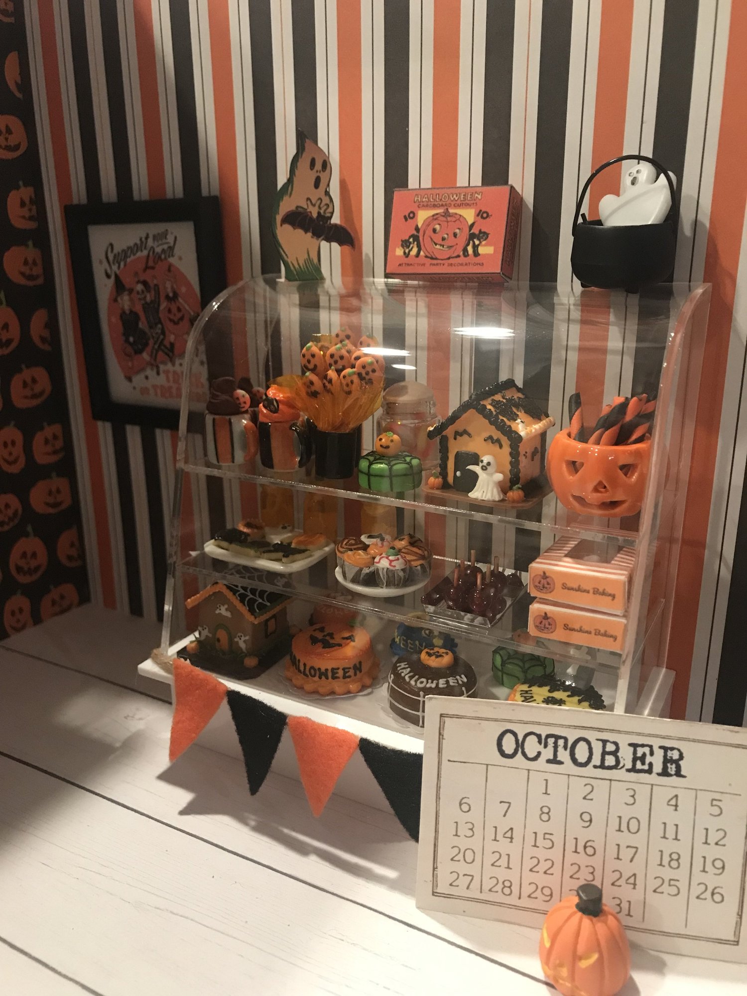 Little Catalog House Miniatures - Items for Dollhouse & 1:12 Accessories