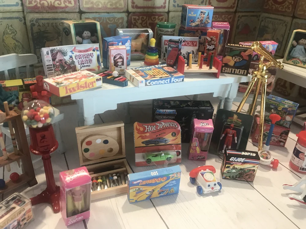 Little Catalog House Miniatures - Items for Dollhouse & 1:12 Accessories