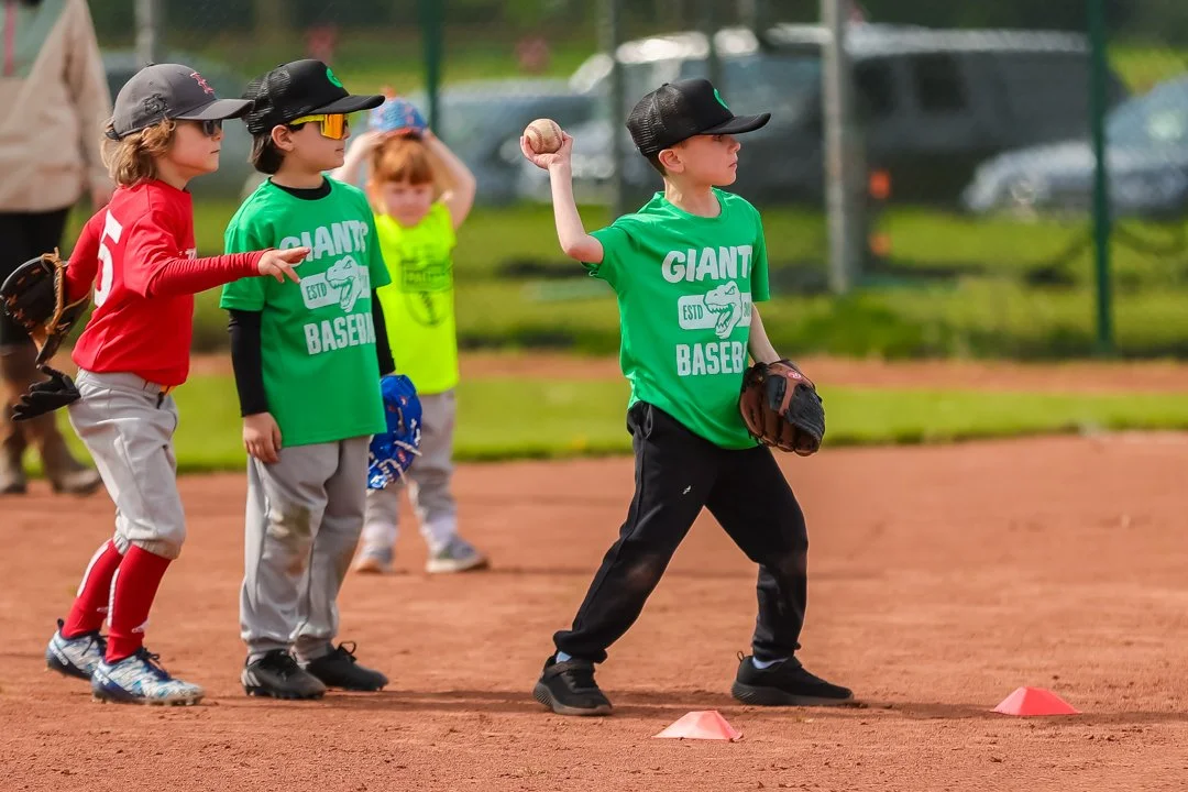 Over 50 Young Baseball Players at First Mix and Match - British Baseball Federation