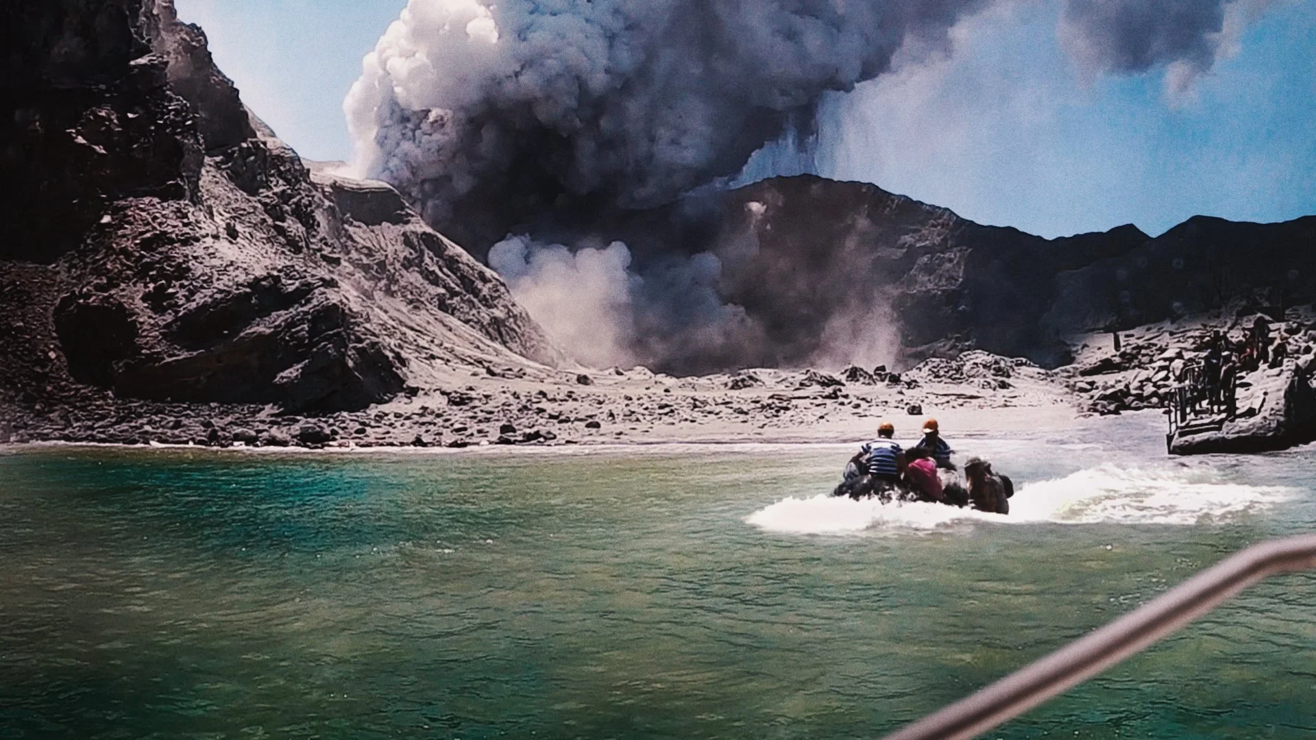 Documentary The Volcano: Rescue From Whakaari 2022 – A Gripping ...