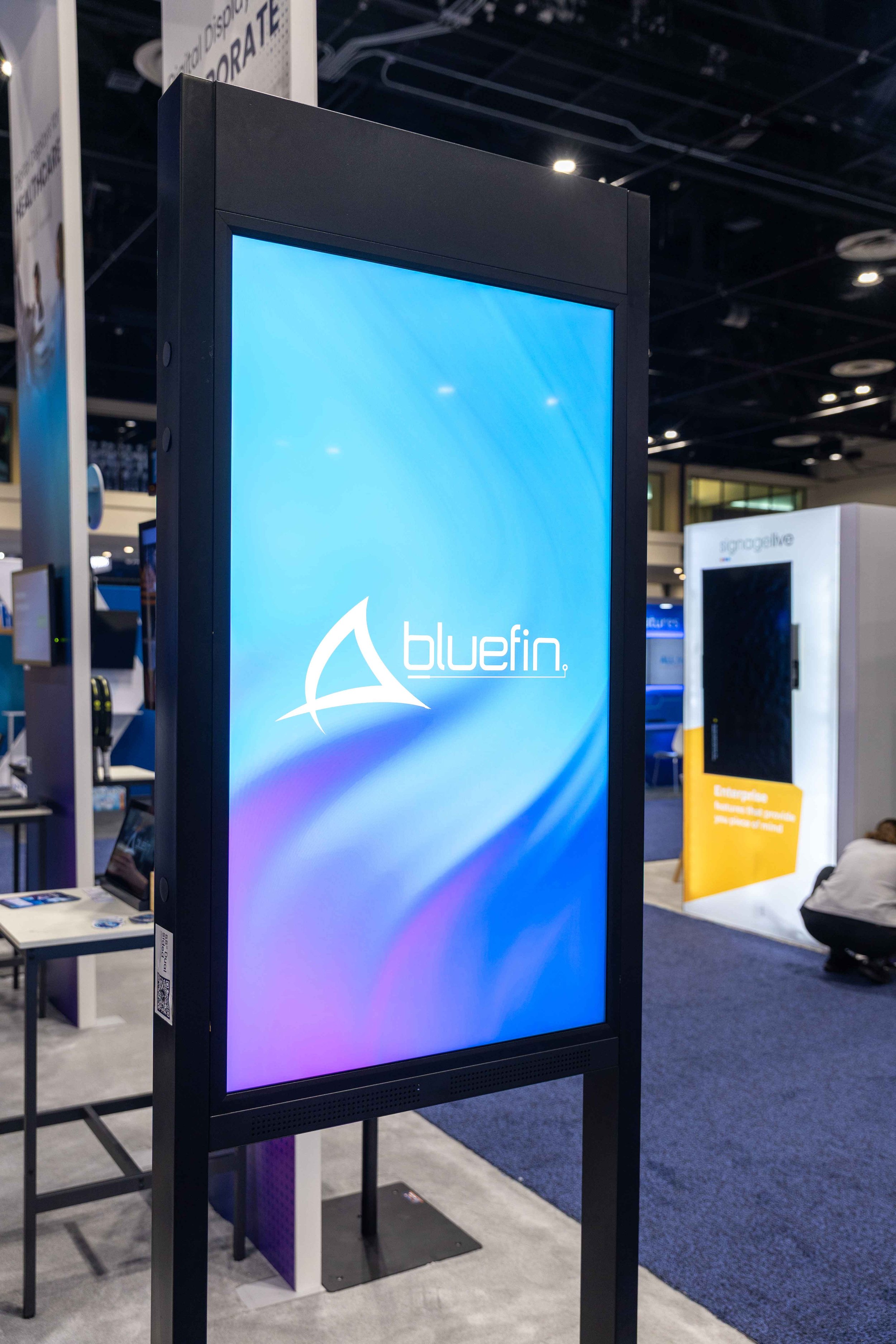 Large Format Screens | Bluefin Digital Displays