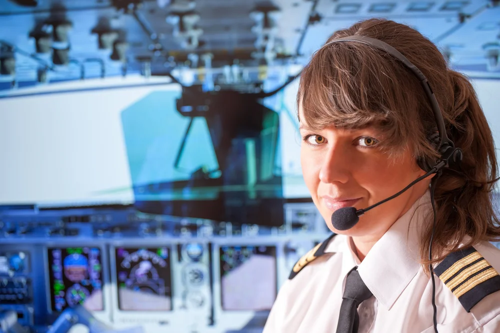Where are all the female pilots? — Pauwels Flying Scholarship