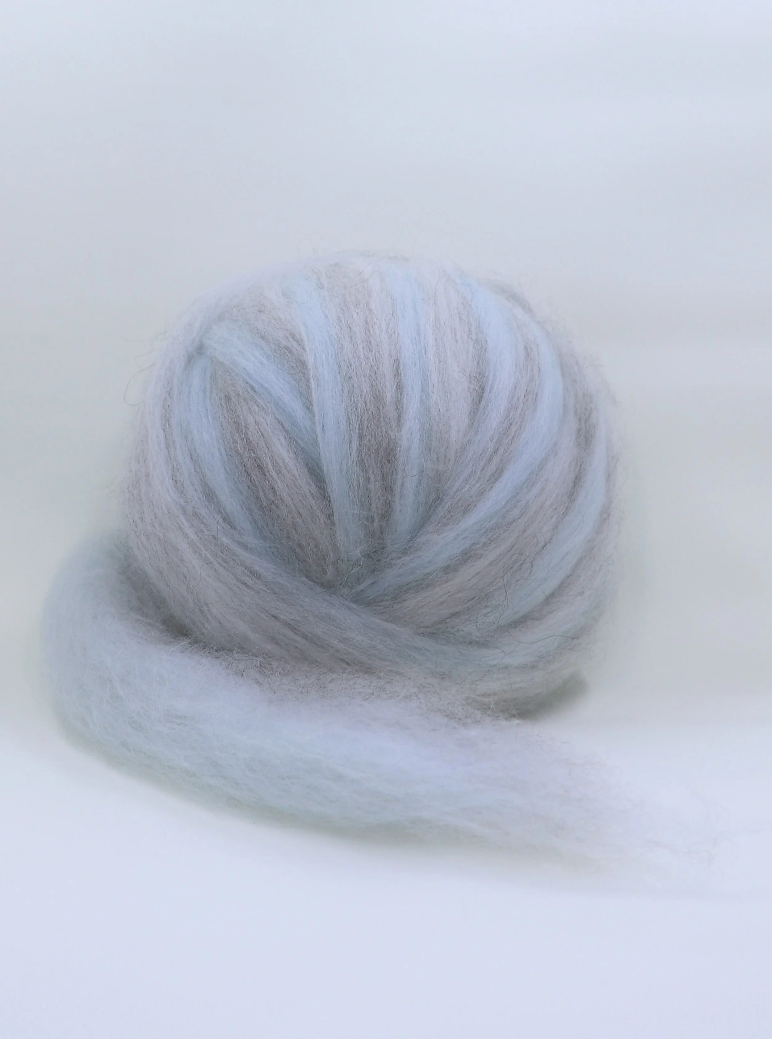 Adagio Mills Australian Alpaca Rovings 100g - Hand Dyed Apple & Purple ...