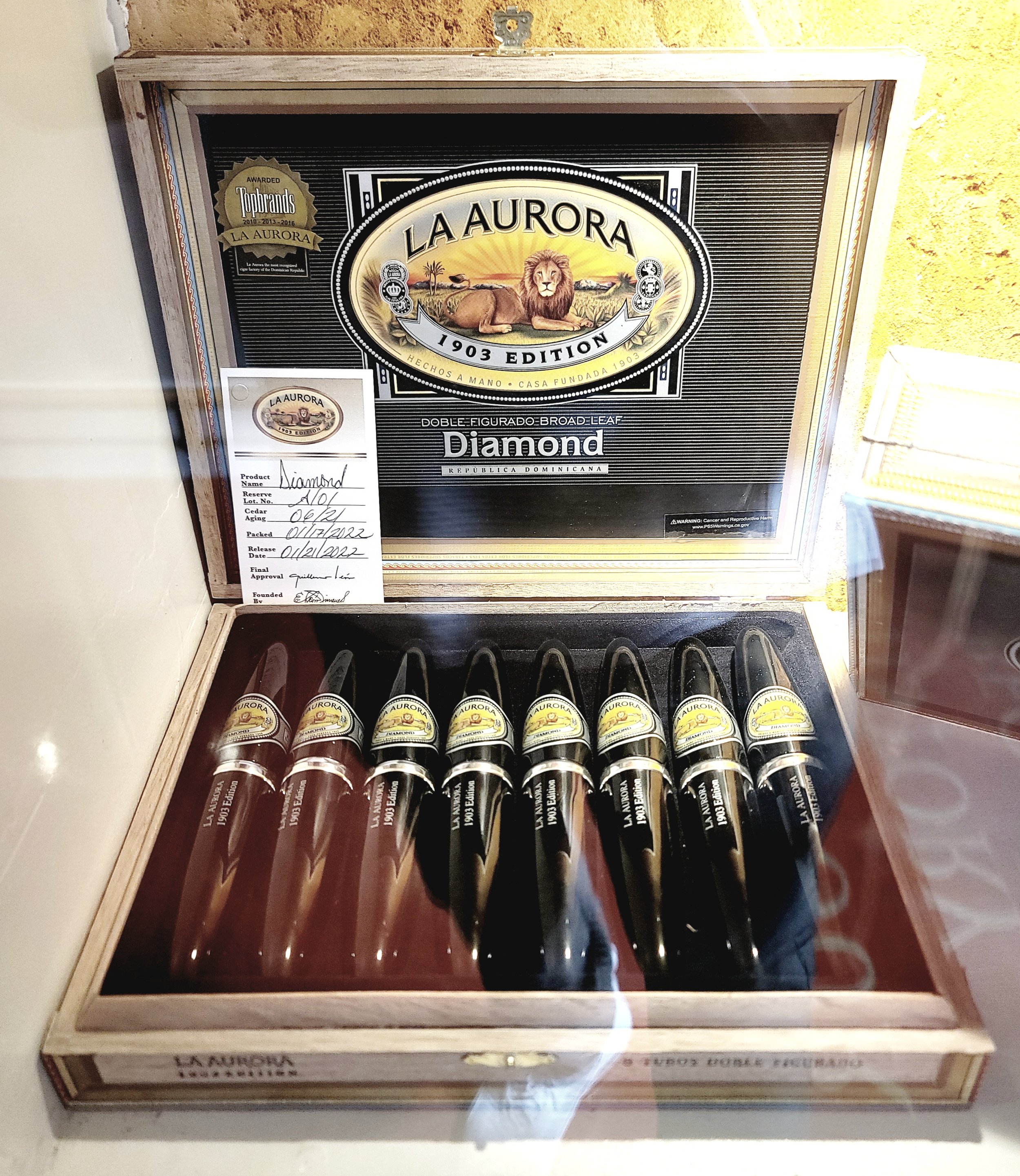 La Aurora Cigar Factory Tour — Kappa Alpha Psi Dominican Republic Alumni