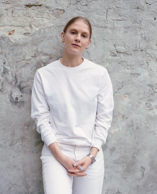 EMMA HOLTEN