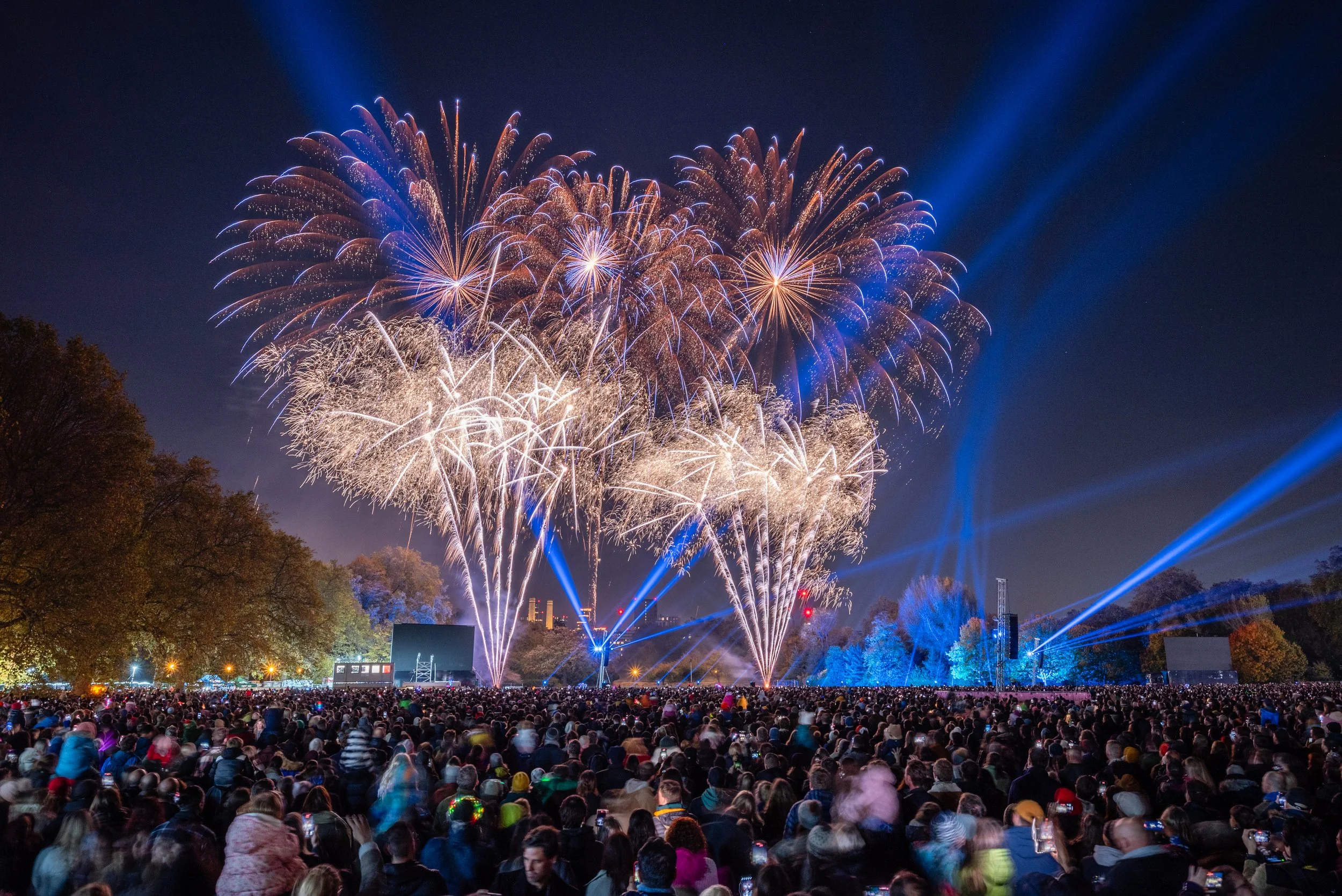 FIREWORKS NIGHT — Battersea Park Fireworks