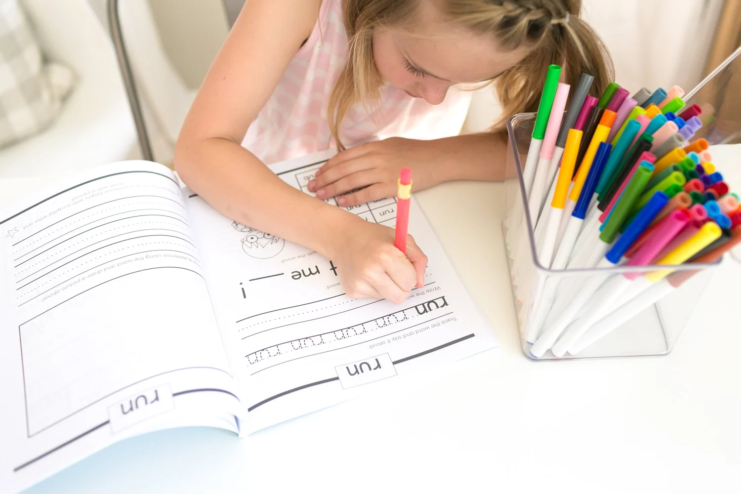 Learn to Read: A Magical Sight Words & Phonics Activity Workbook ...