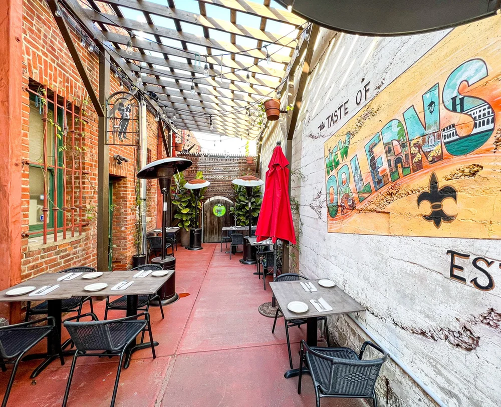 Location | Palace Grill Restaurant | Santa Barbara
