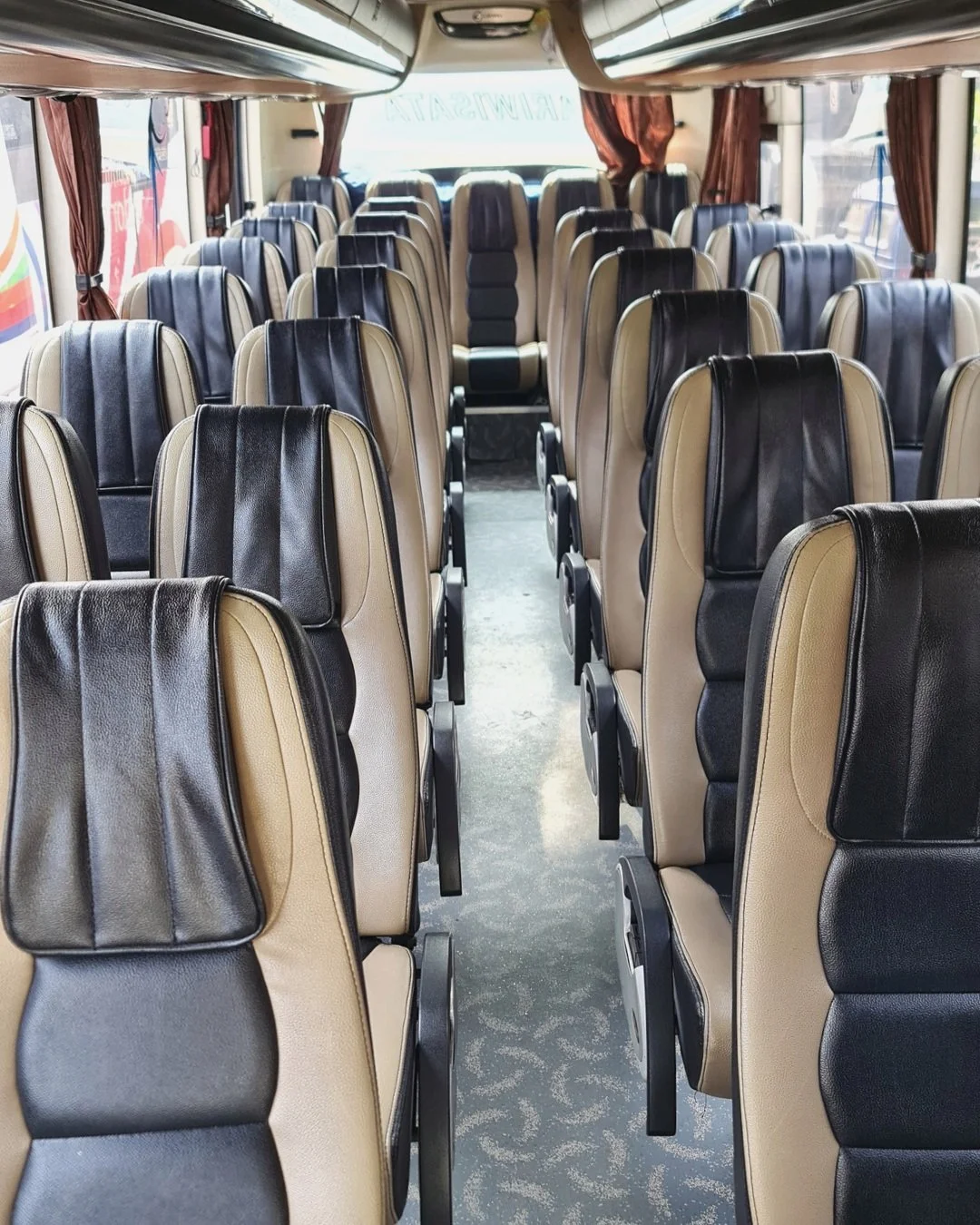 GOLD STAR | SEWA BUS PARIWISATA TERBAIK JAKARTA