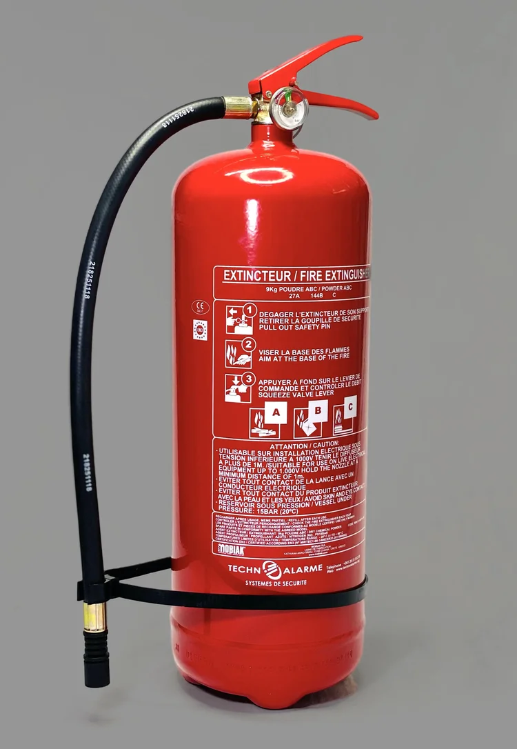 Extincteurs aux normes européennes — Technoalarme