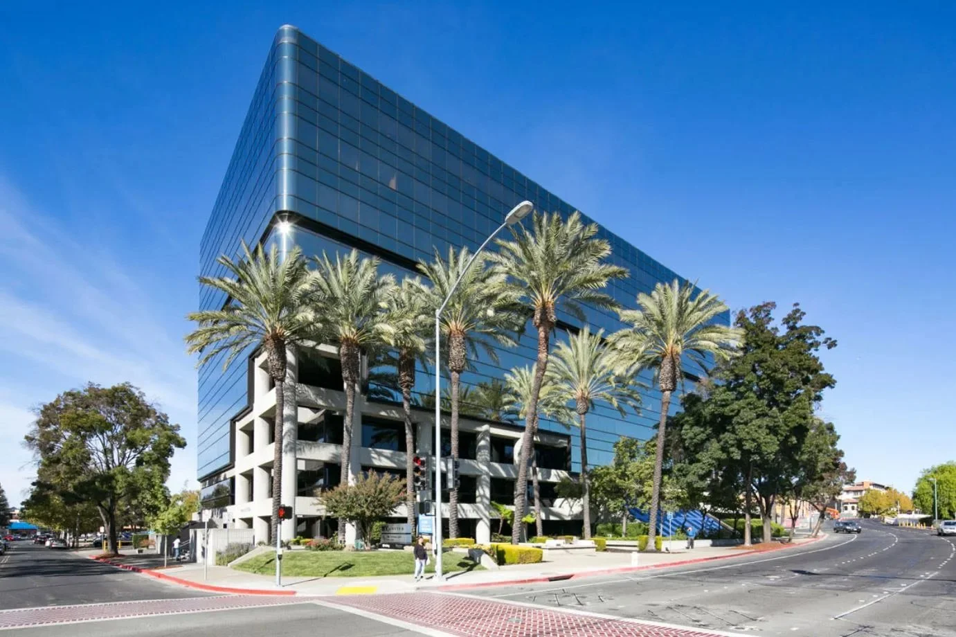 Sutter Square — BARKER PACIFIC GROUP