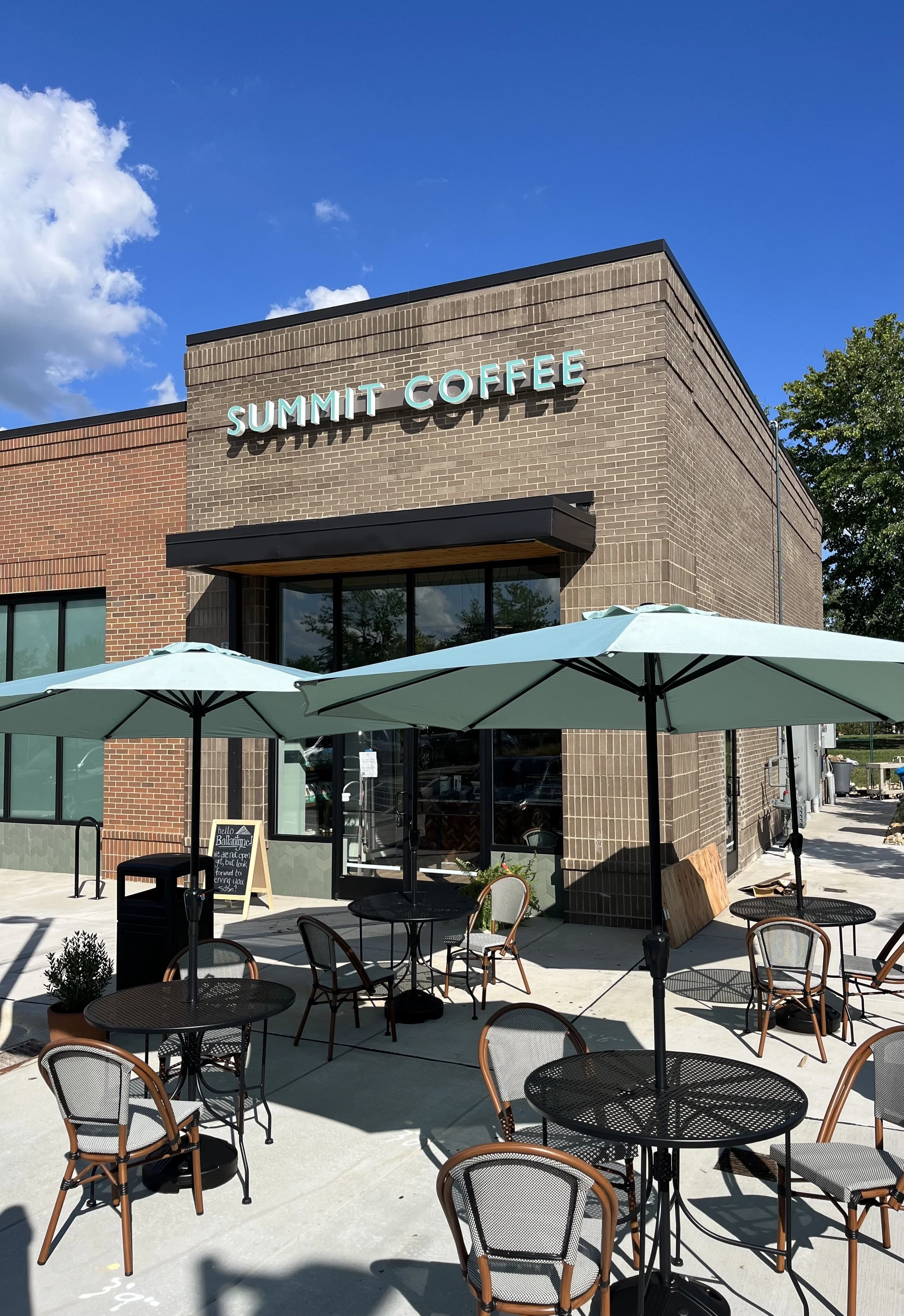 Cafes - Summit Coffee