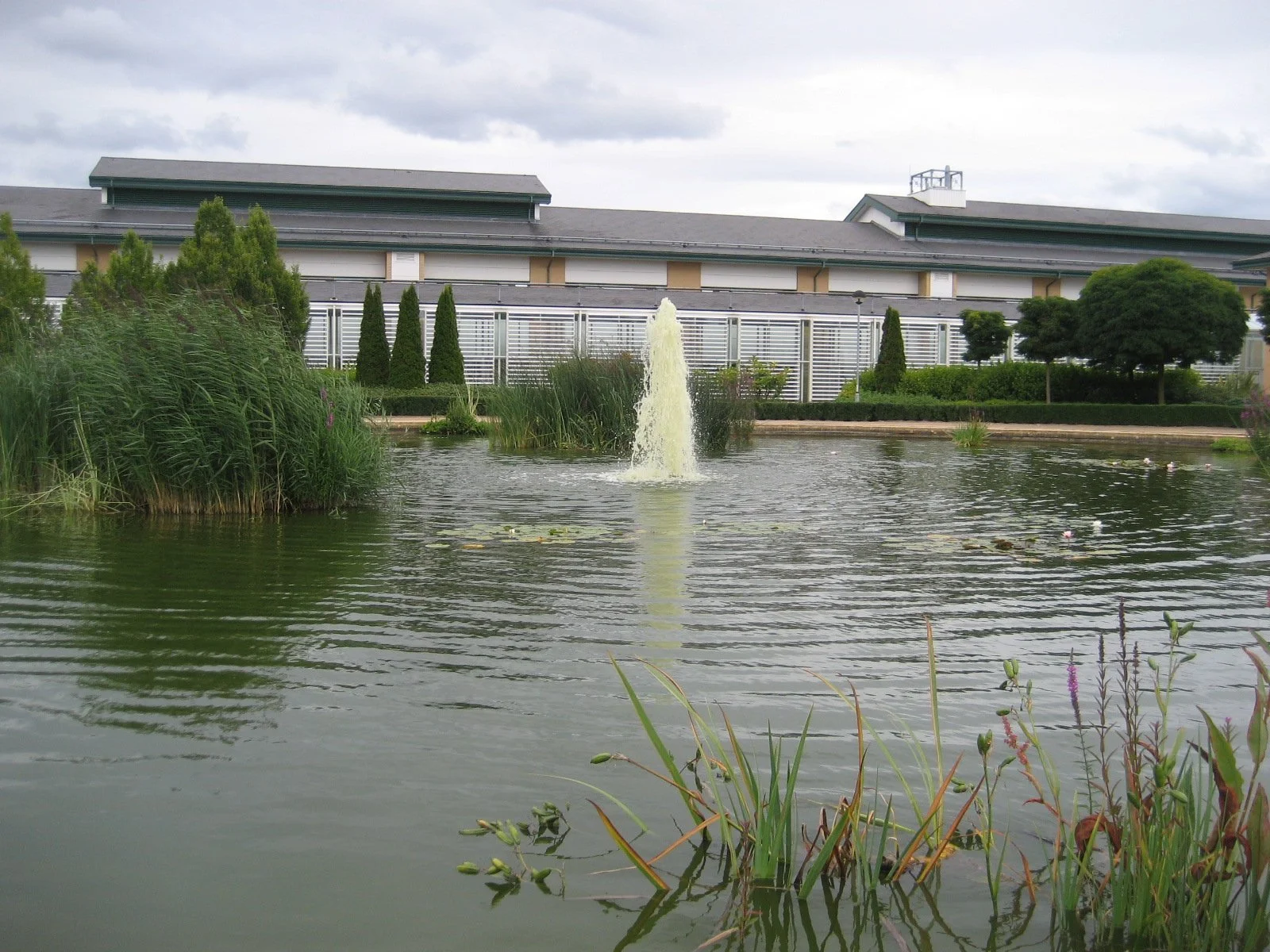 Water Fountains | Lakes & Fountains