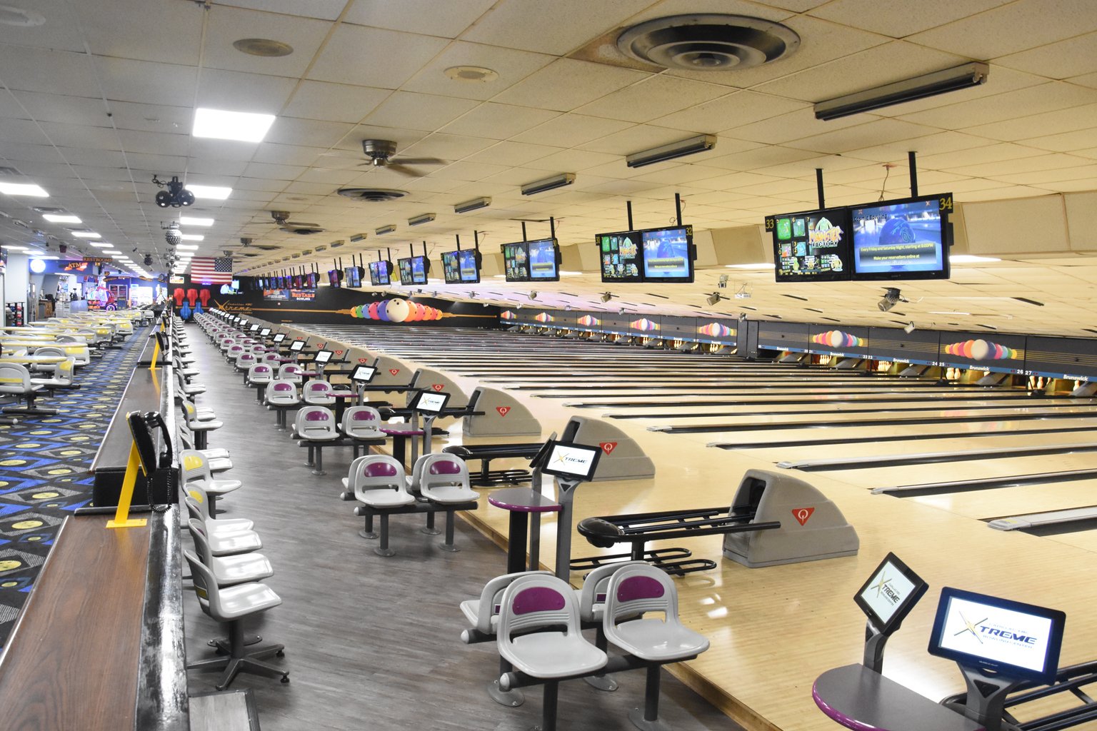 League Bowling Waterloo, Cedar Falls IA - Cadillac XBC — Cadillax XBC