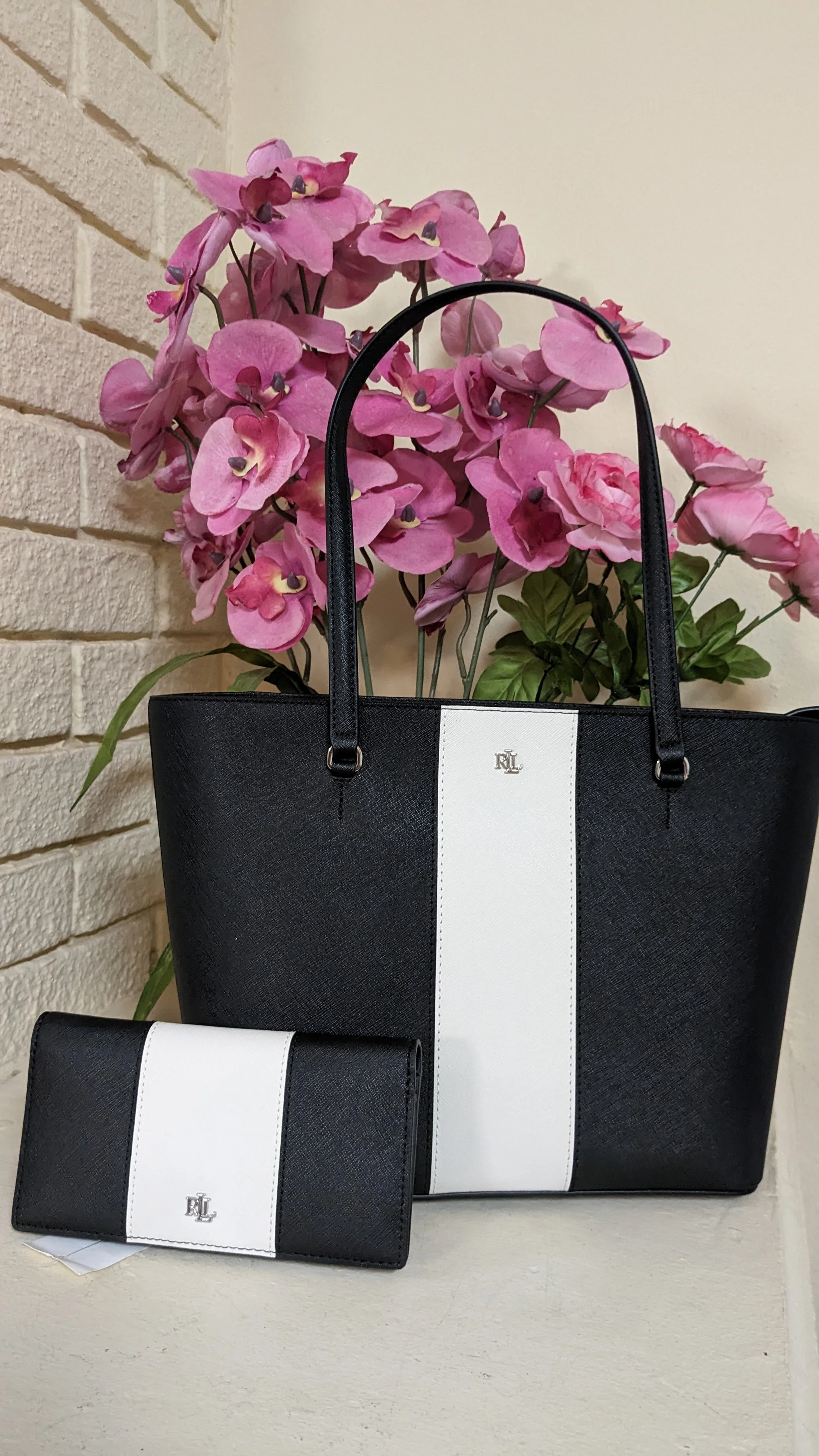 Purse Raffle — Brandon Junior Woman's Club