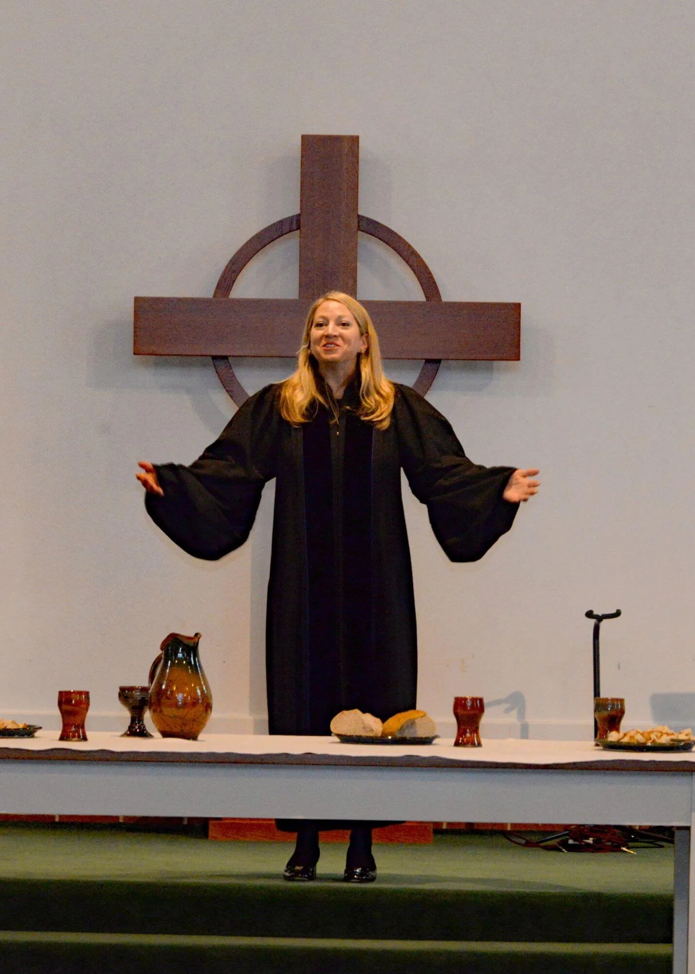 About Jennifer Powell McNutt — Rev. Dr. Jennifer Powell McNutt, Ph.D.