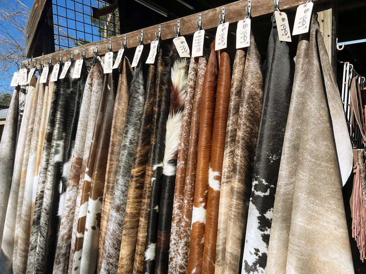 2025 Texas Hill Country Flea Market & Trade Day Schedule — Cottages at ...