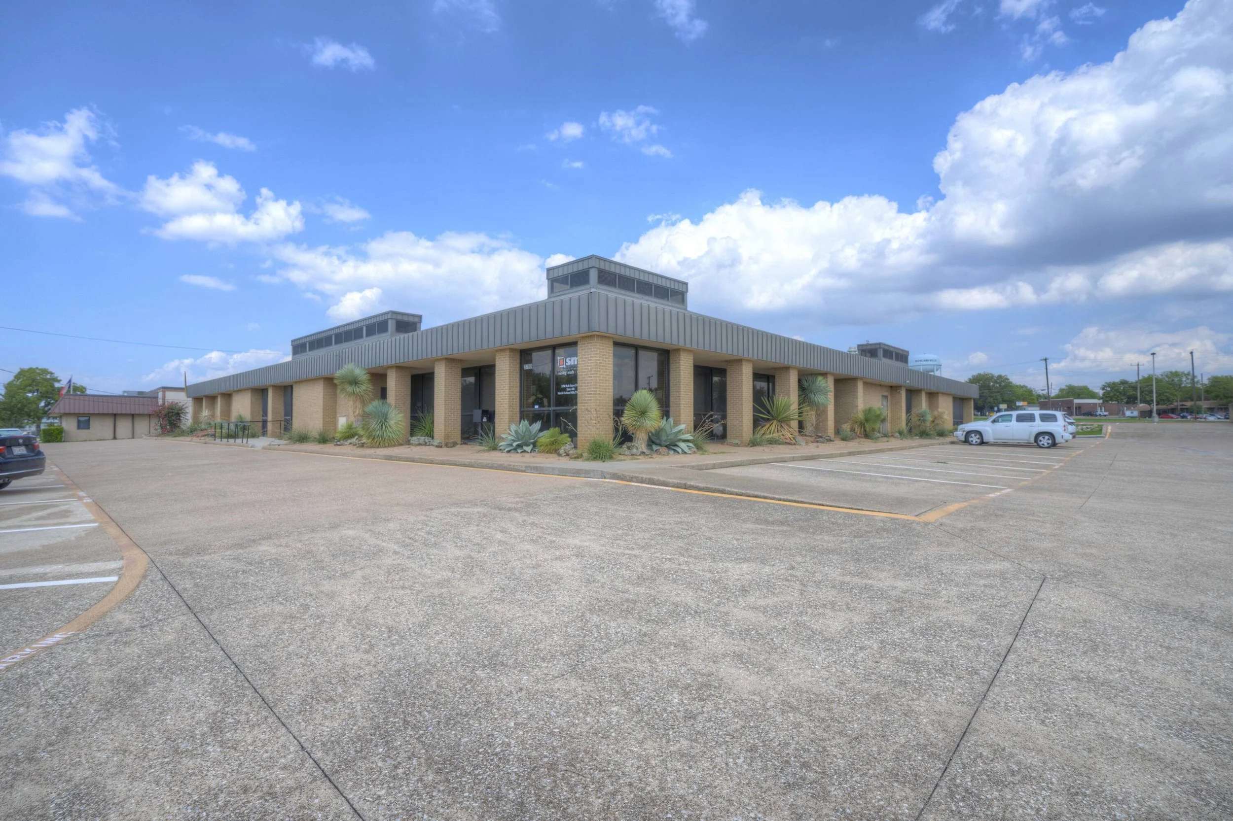 Featured Listing — Portfolio Commercial