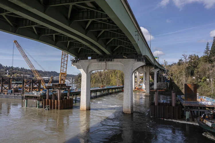 The Abernethy Bridge's Changing Silhouette — I-205 Improvements Project