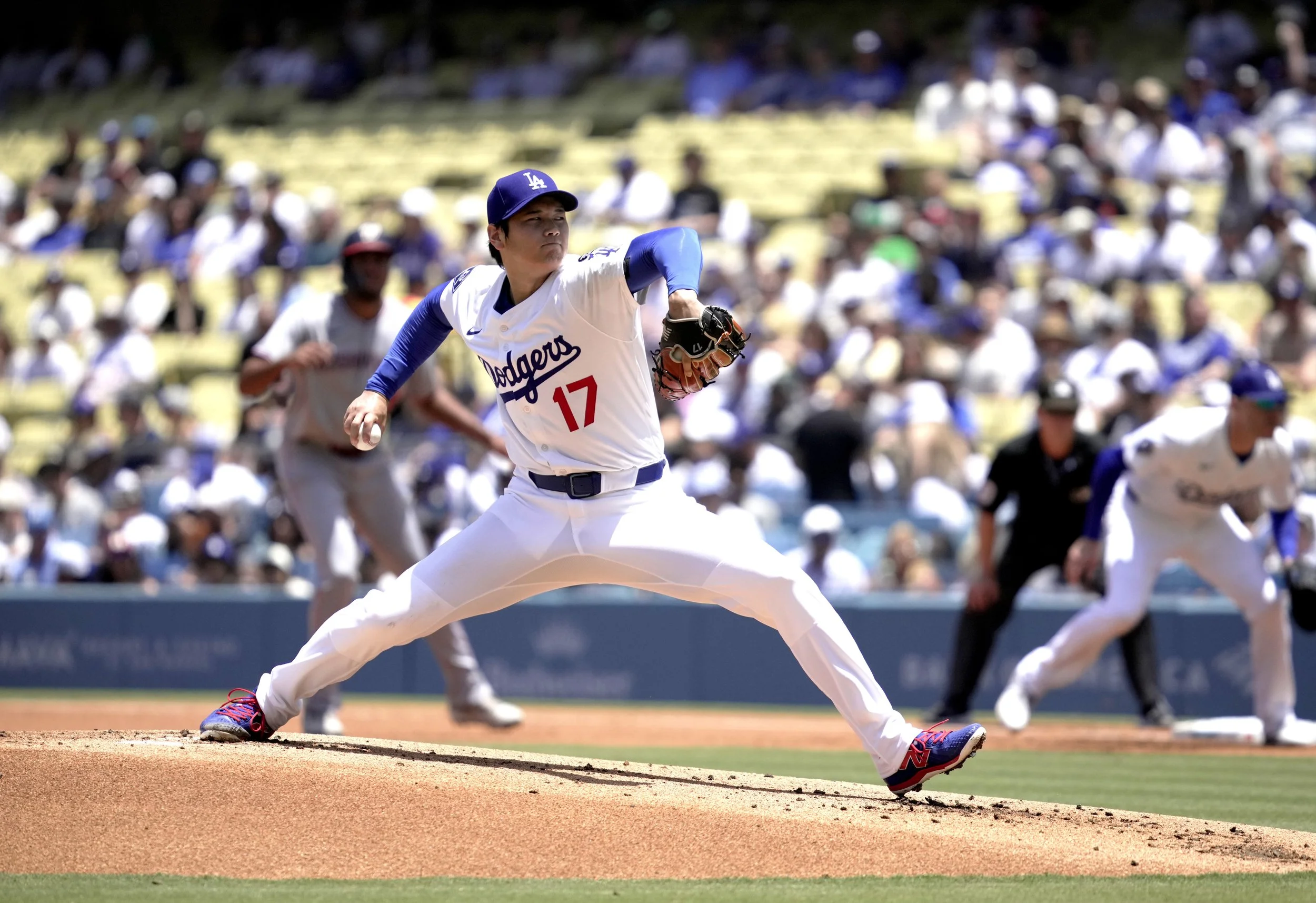 Shohei Ohtani and Max Muncy help the Dodgers beat the Nationals 13-7 ...