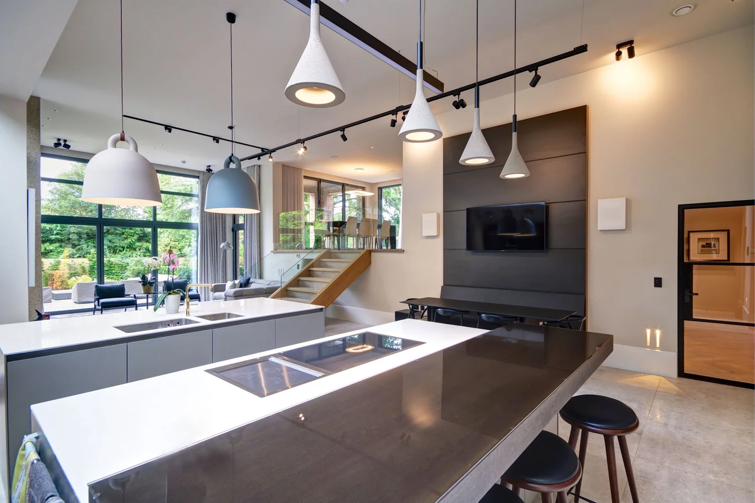Home audio loudspeakers | Bespoke speakers — Artcoustic Loudspeakers