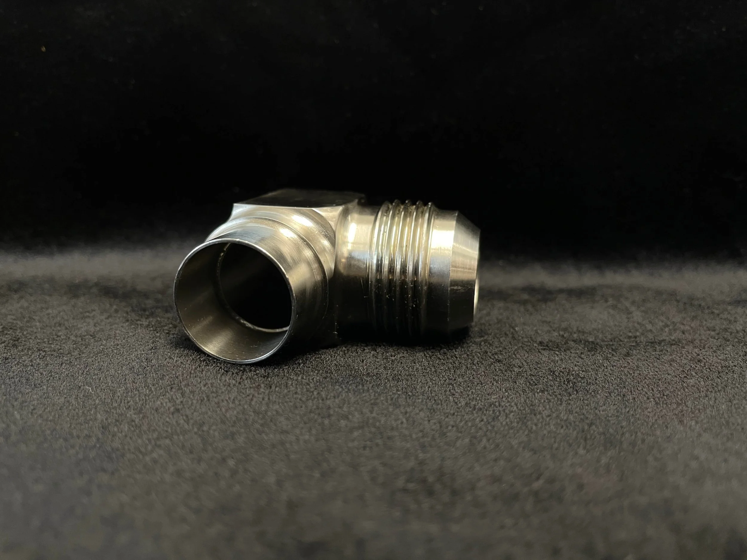 Expert Thread Rolling Services | United Centerless Grinding