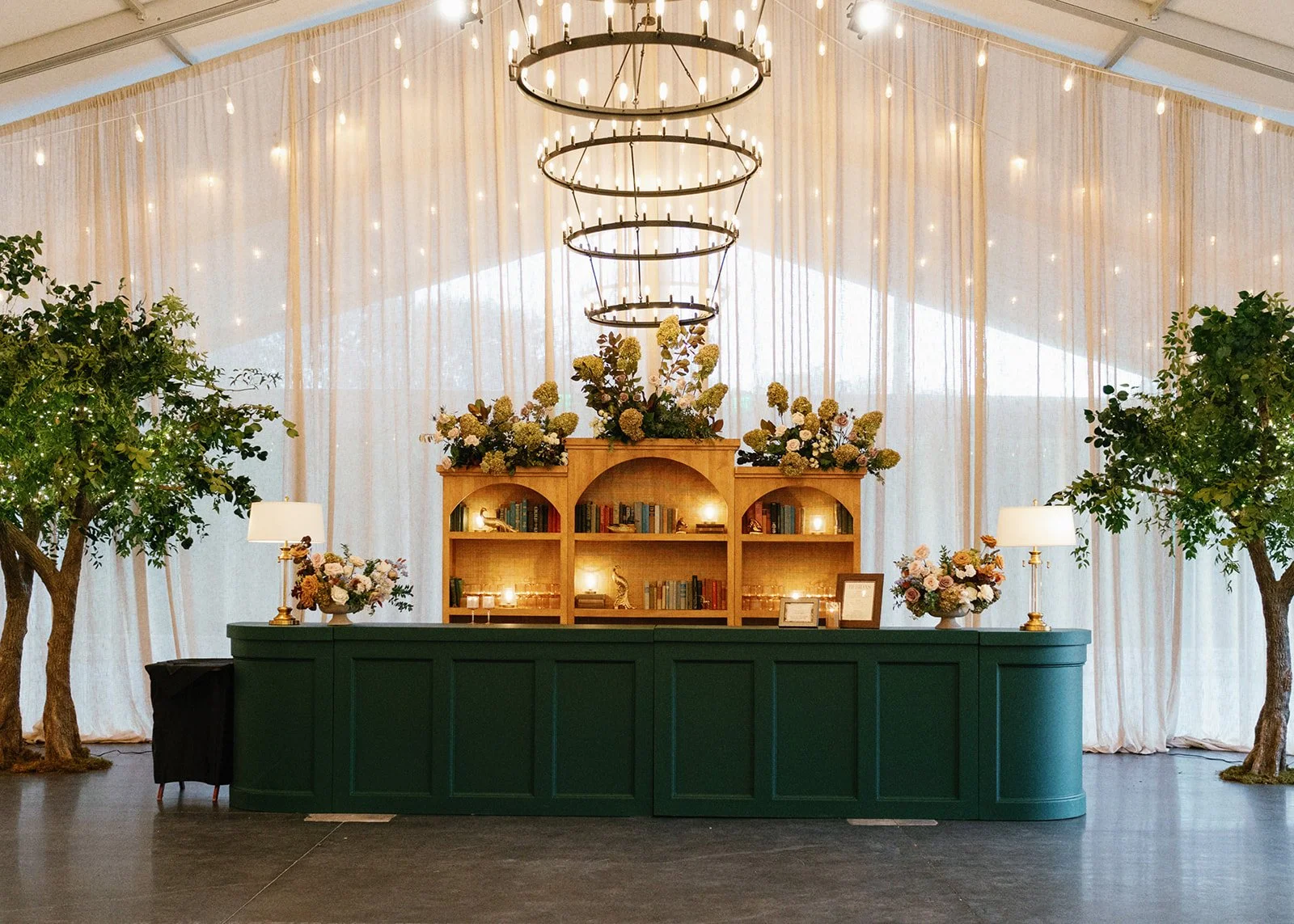 Style Me Pretty Feature: Tori & Aquiles — Glint Events