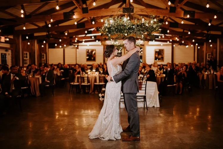 A Romantic Virginia Vineyard Wedding for Courtney and Donnie — Glint Events
