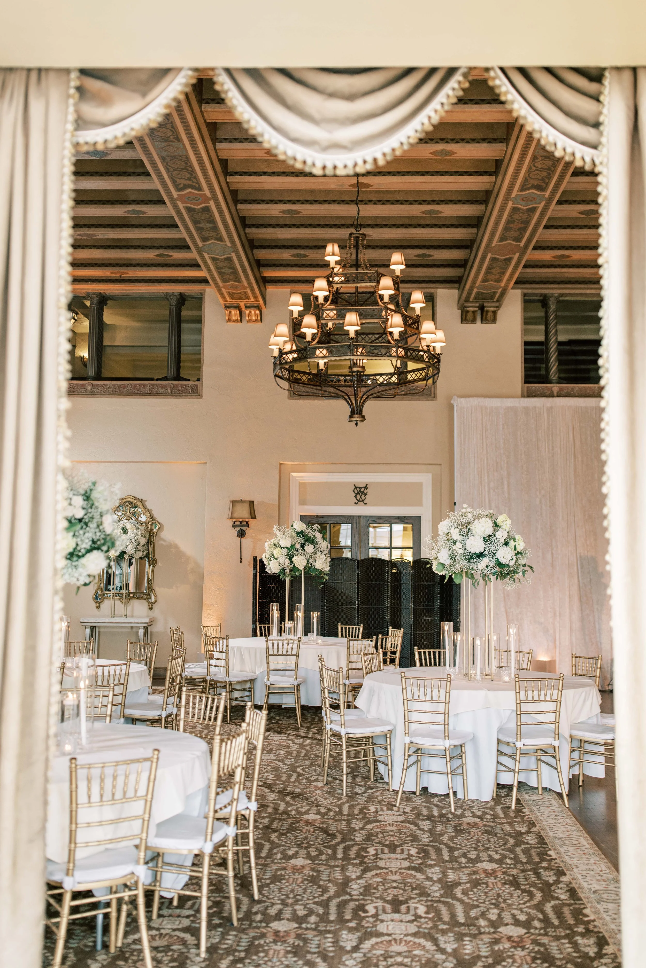 Planner vs Consultant: Choosing the Ideal Event Partner — Glint Events