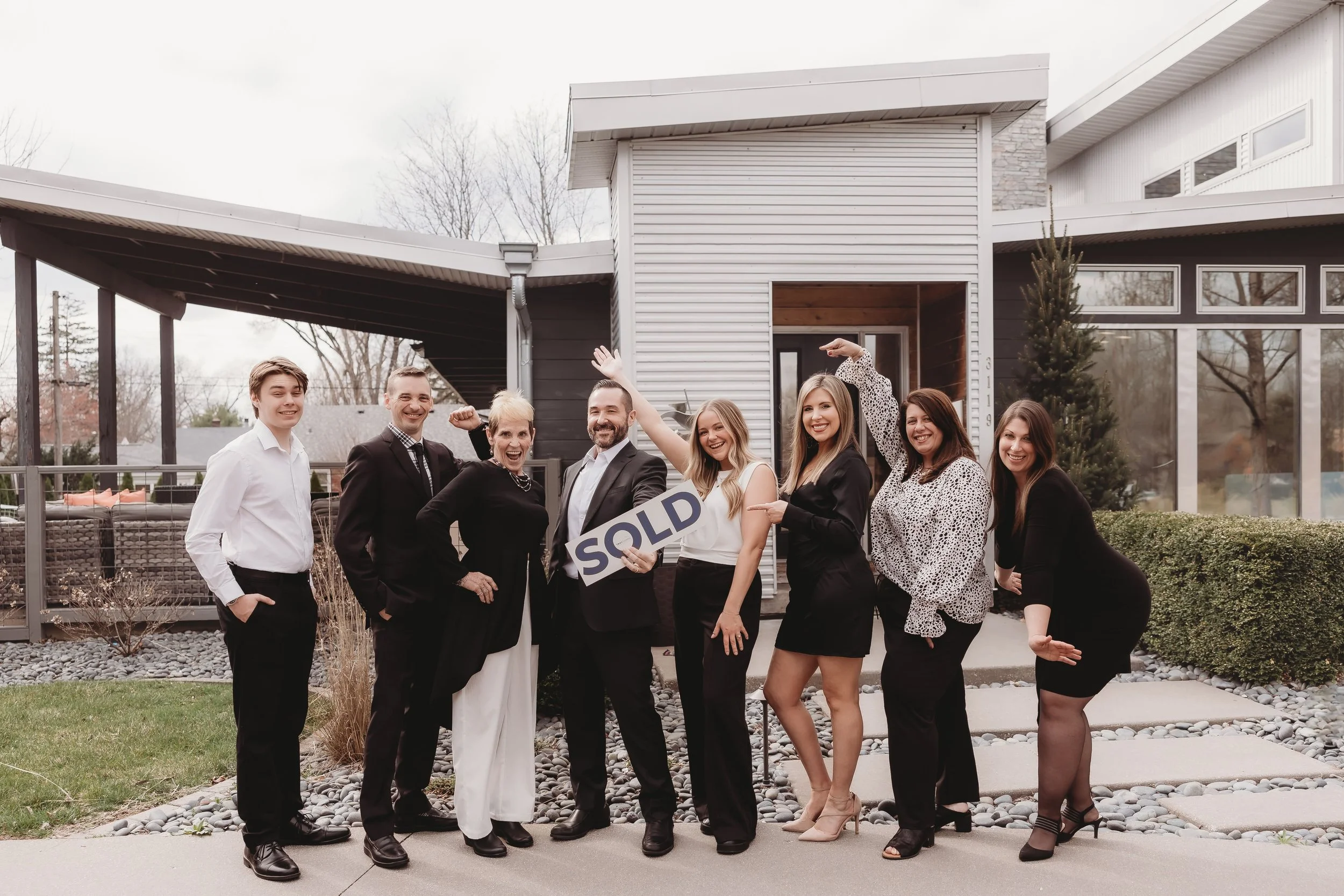 Realtor Team Photos in Central Illinois — Always Flourishing