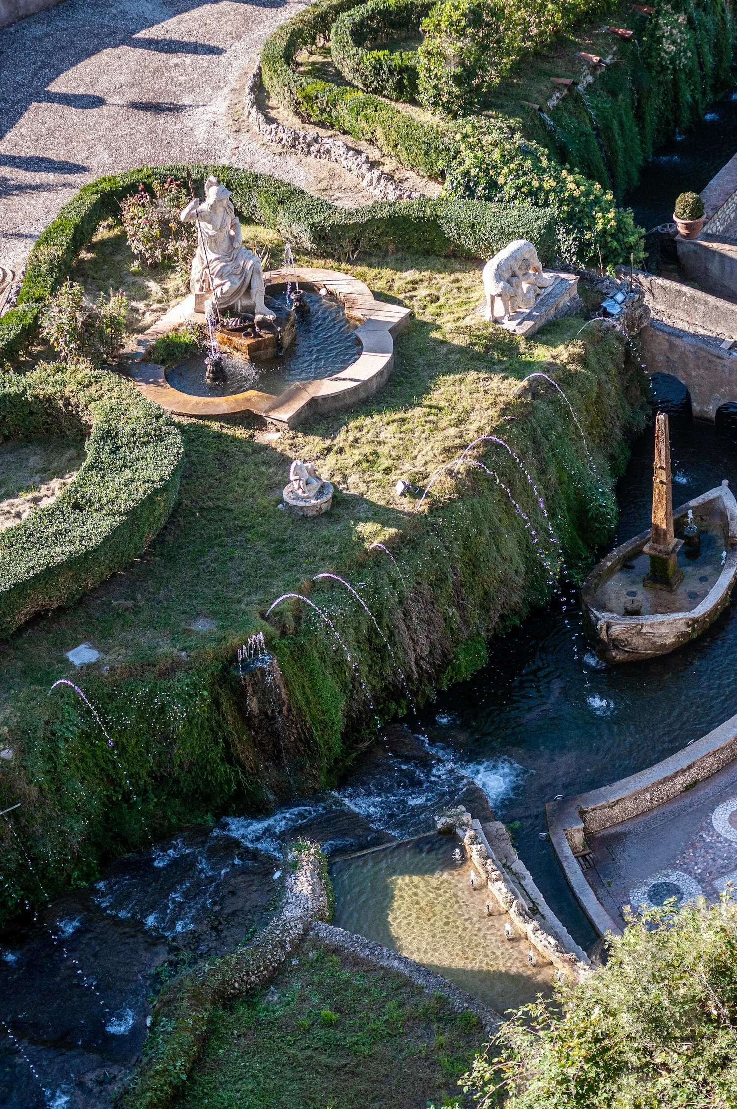 Tivoli: A Picturesque Town with Stunning Water, Enchanting Piazzas, and ...