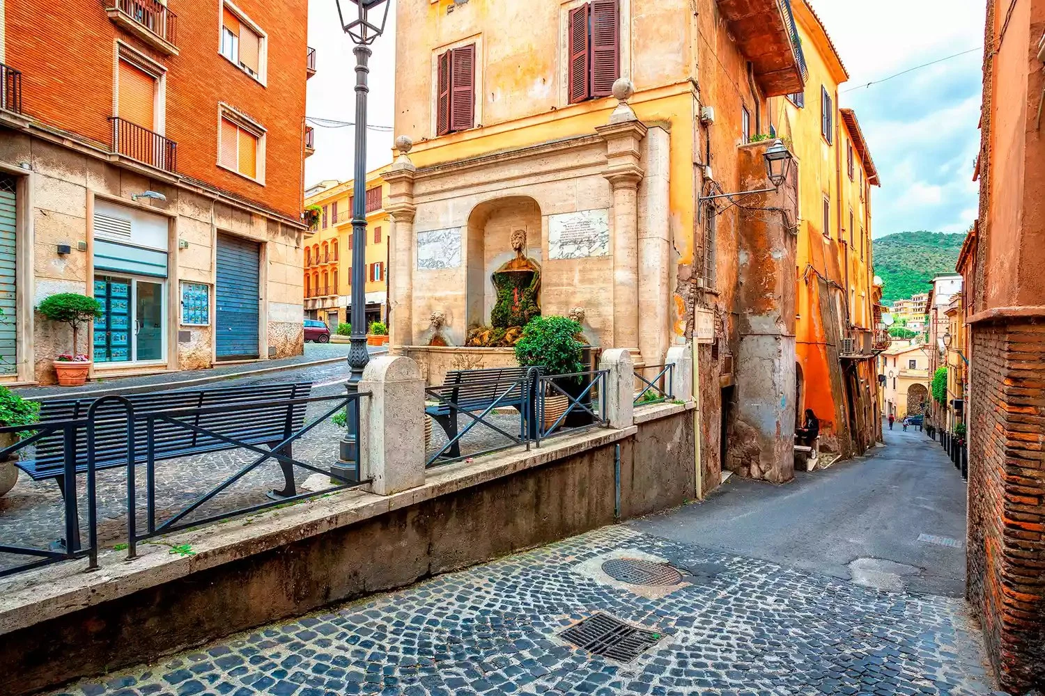 Tivoli Walking Guide (A self-guided Tour) — Provincial Leisure