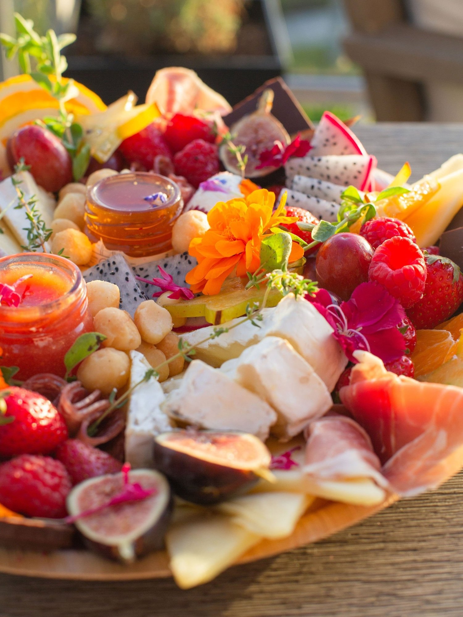 Aloha Moon Maui: Tropical Charcuterie & Catering Maui