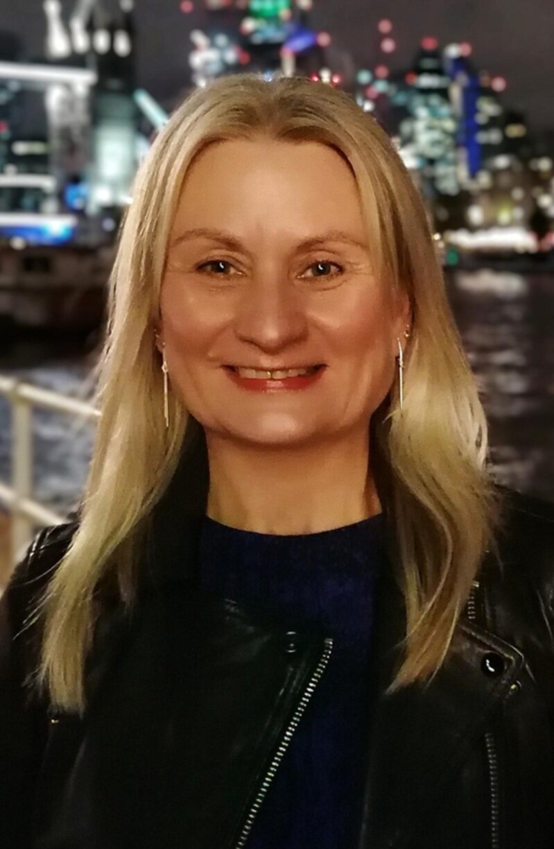 Our Team / Career — Renew Therapies Training Courses and Wellbeing ...