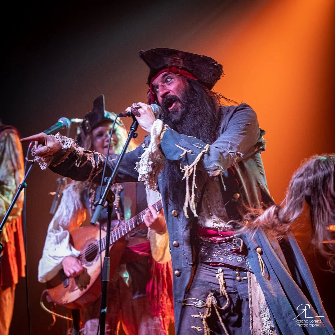 YE BANISHED PRIVATEERS