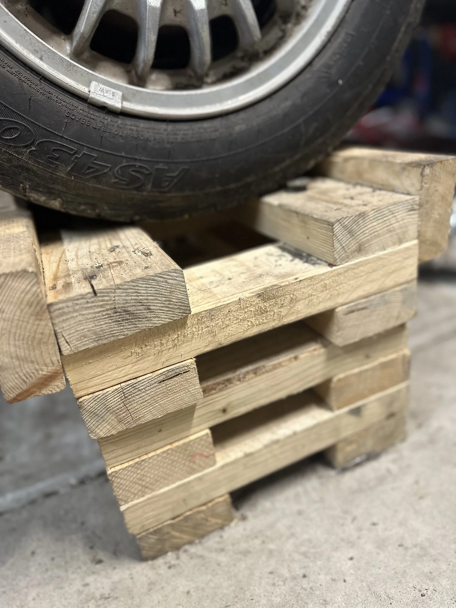 IS A WHEEL CRIB BETTER THAN A JACK STAND? — IT'S ALL ABOUT THE BUILD