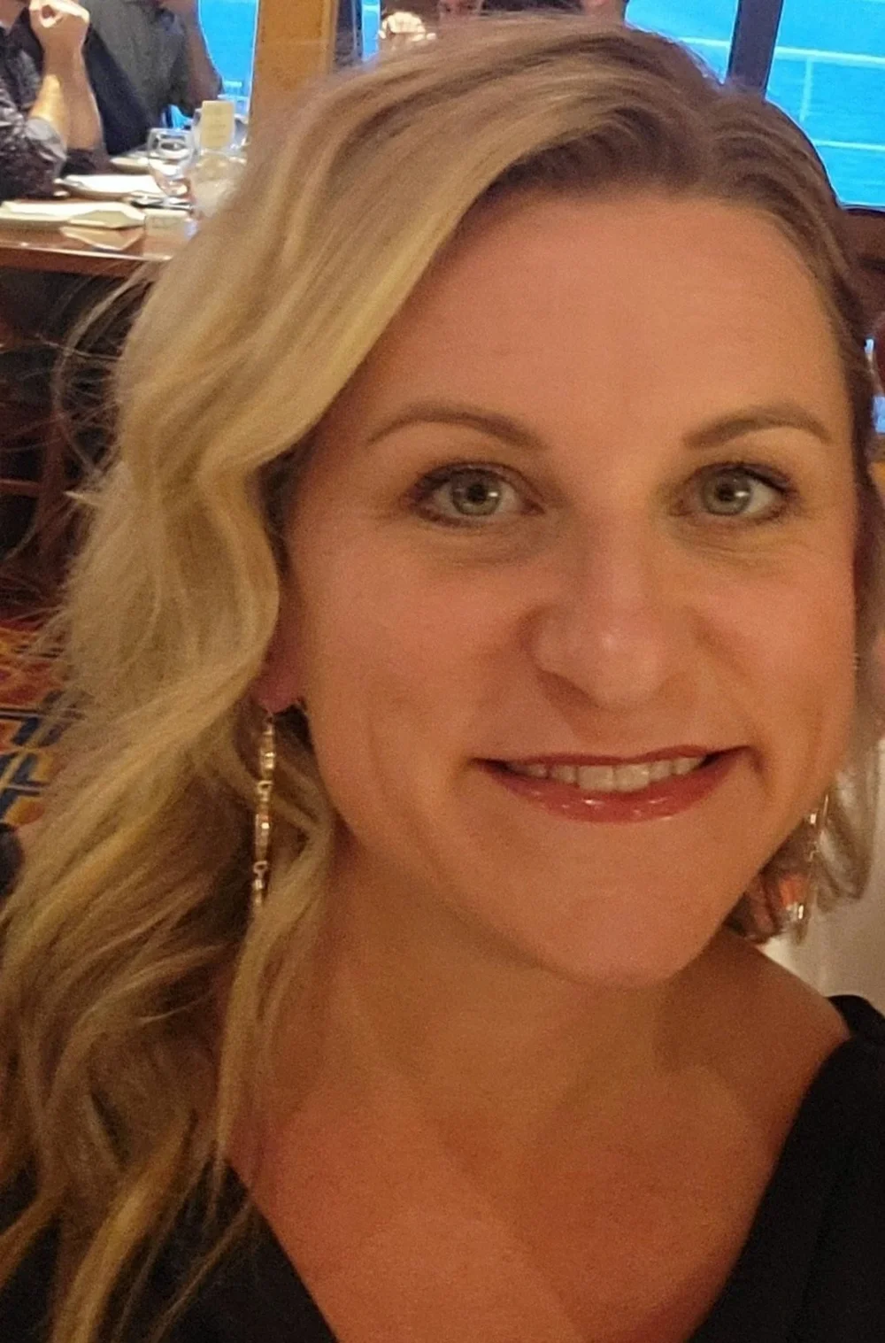 Jessica Holmstrom's Instagram, Twitter & Facebook on IDCrawl