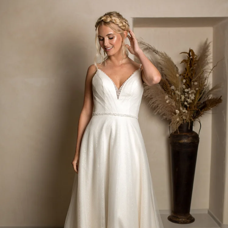 True Bride Wedding Dresses Leeds - Unique Bridal & Bridesmaid Gowns ...