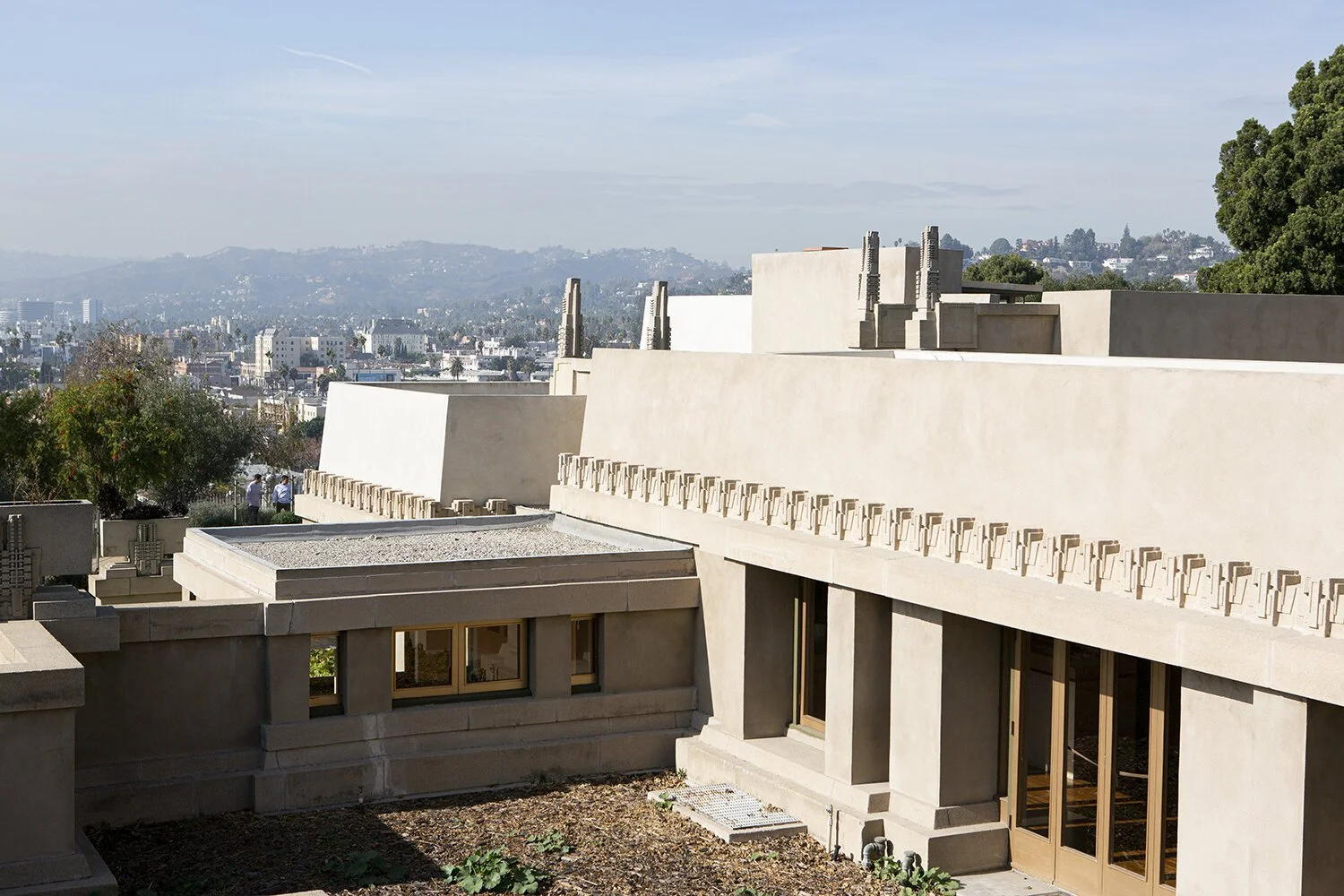 NJ IN LA | Inside Frank Lloyd Wright’s Hollyhock House, A UNESCO World ...