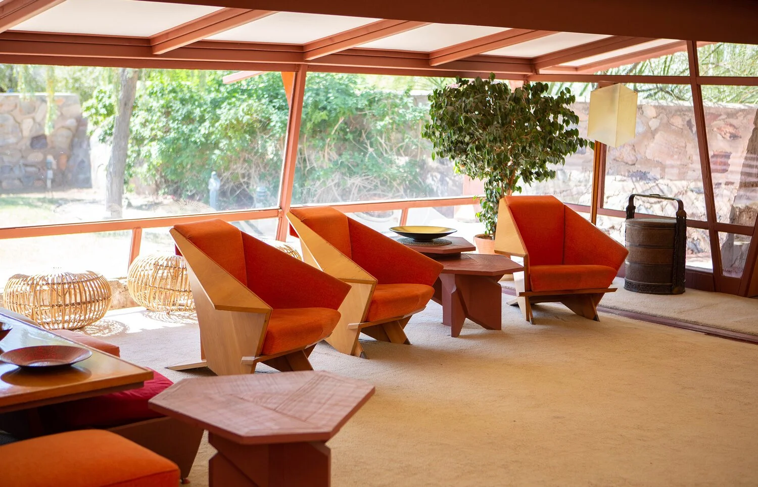 NJ IN LA | Inside Frank Lloyd Wright's Desert Masterpiece: A Tour of ...