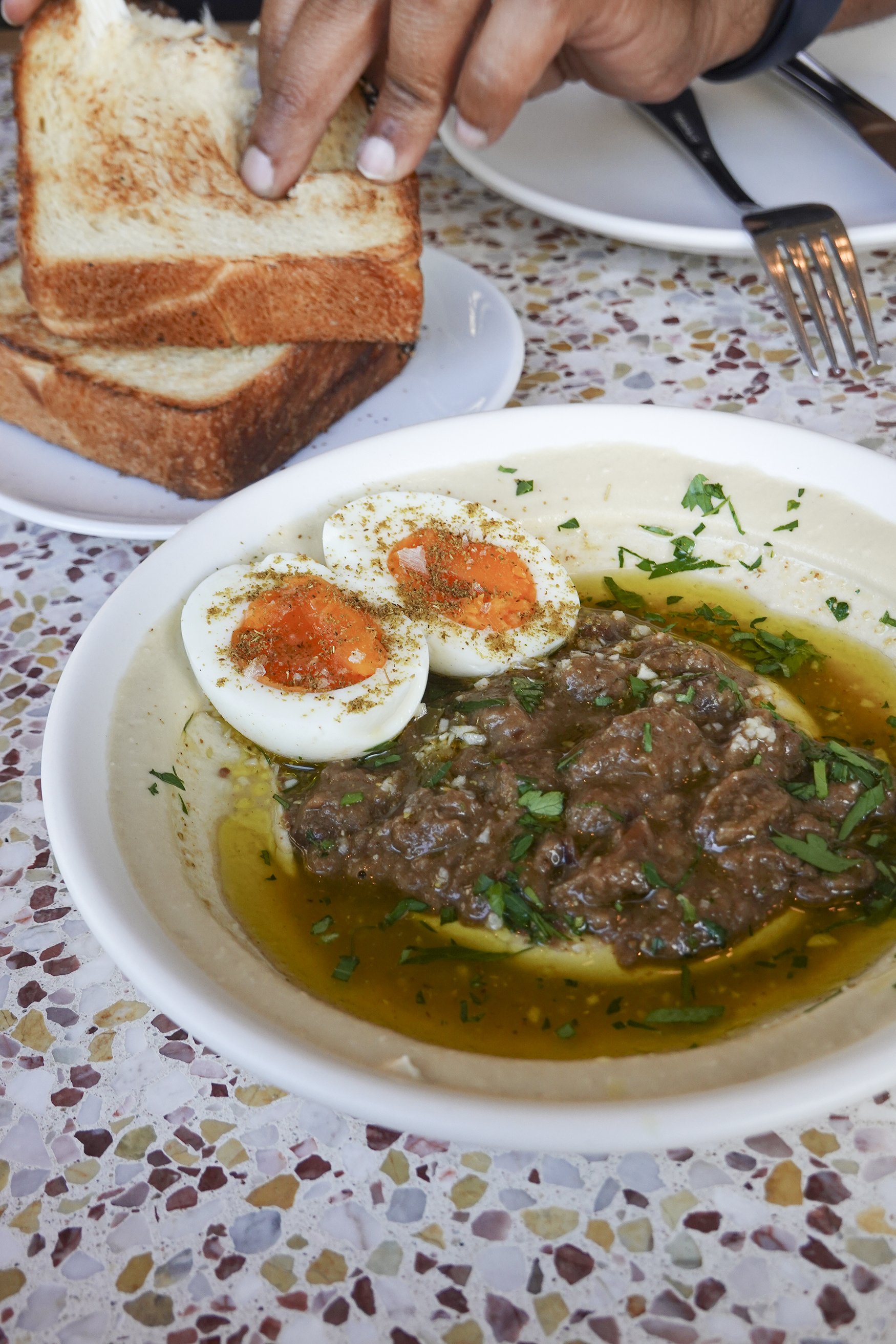 NJ IN LA | Dinner at the Vibrant Saffy’s in East Hollywood