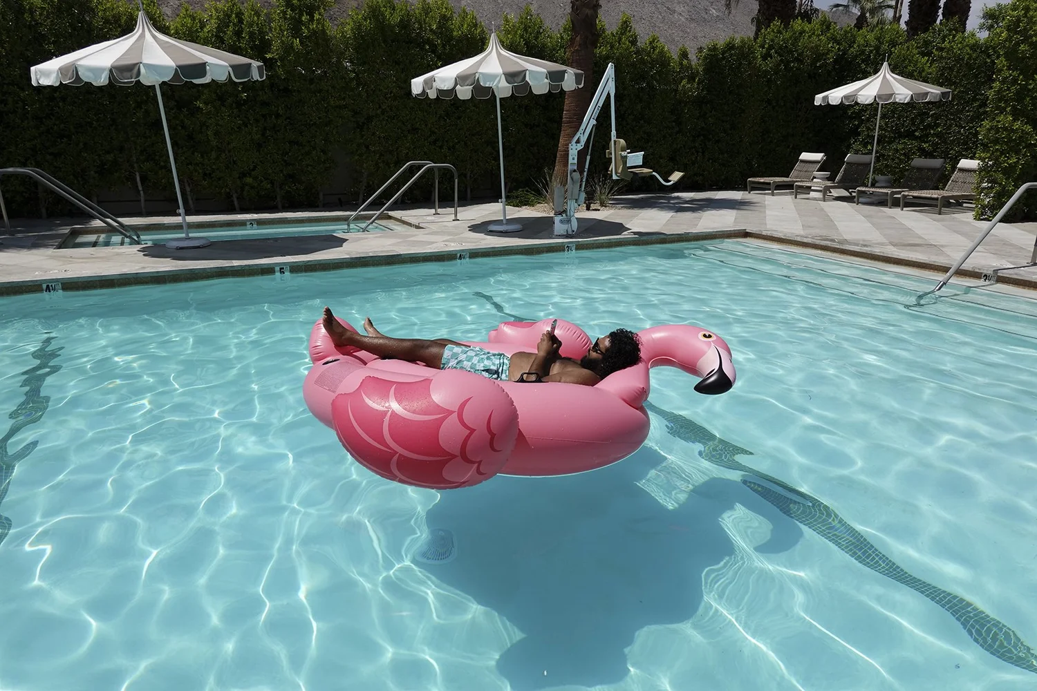 NJ IN LA | Inside the Peaceful 14-Room Azure Sky Boutique Hotel in Palm ...