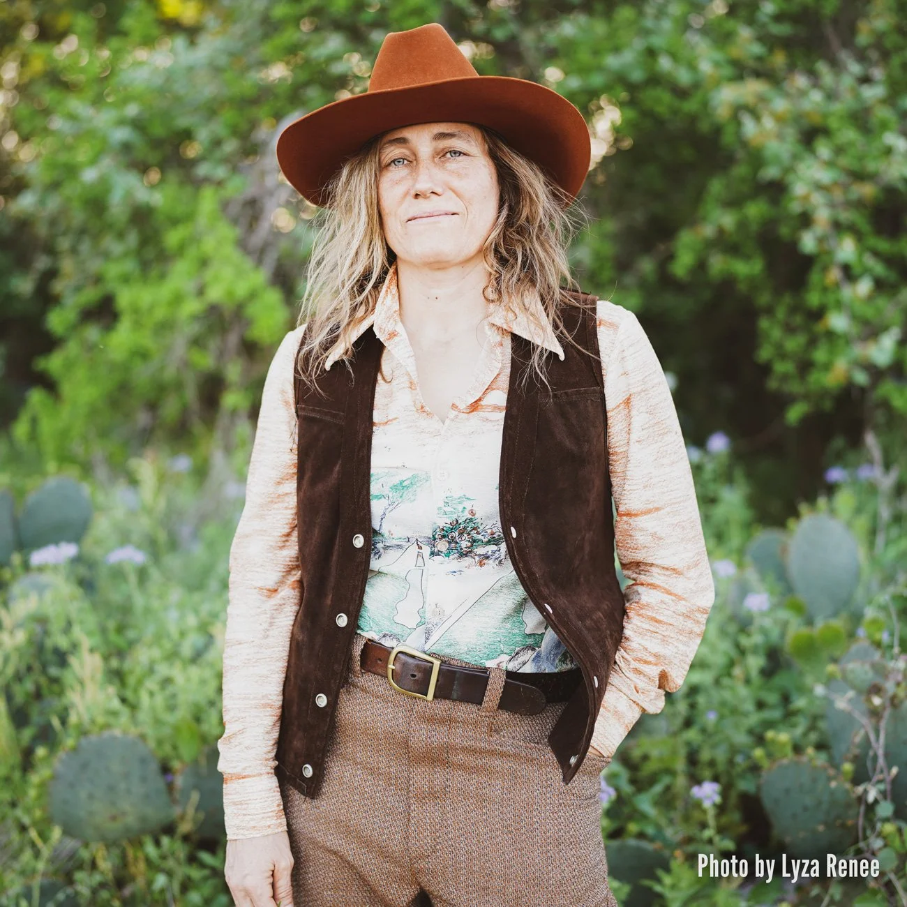 About — Melissa Carper