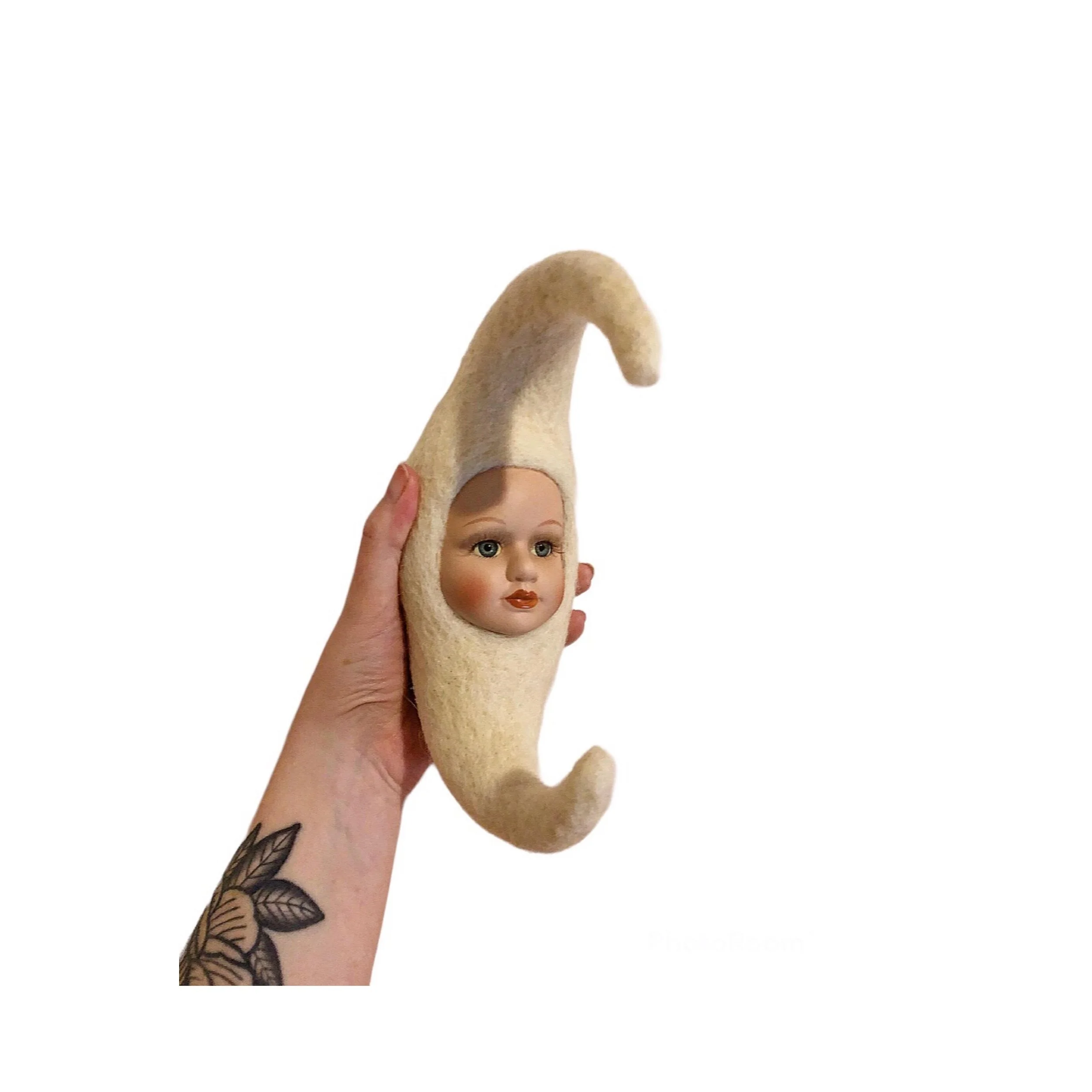 Needle Felted Lady in the Moon — IFELTKITSCH