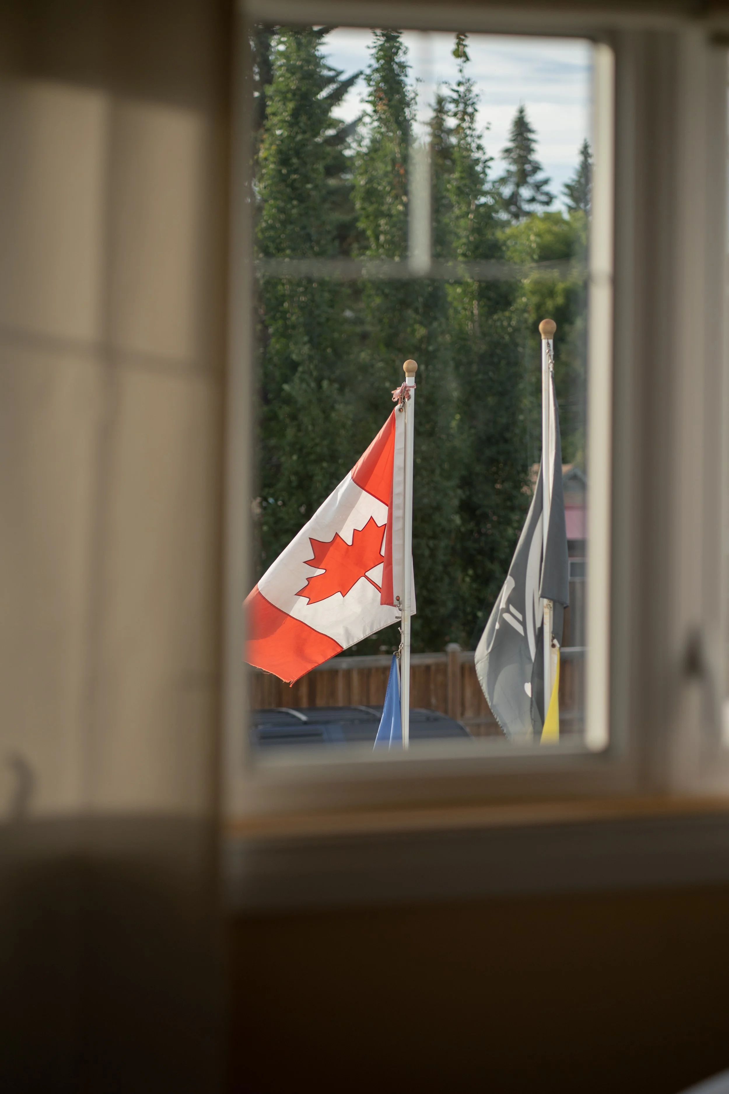 The Lochlainn House | Gallery — The Lochlainn House - Sylvan Lake ...