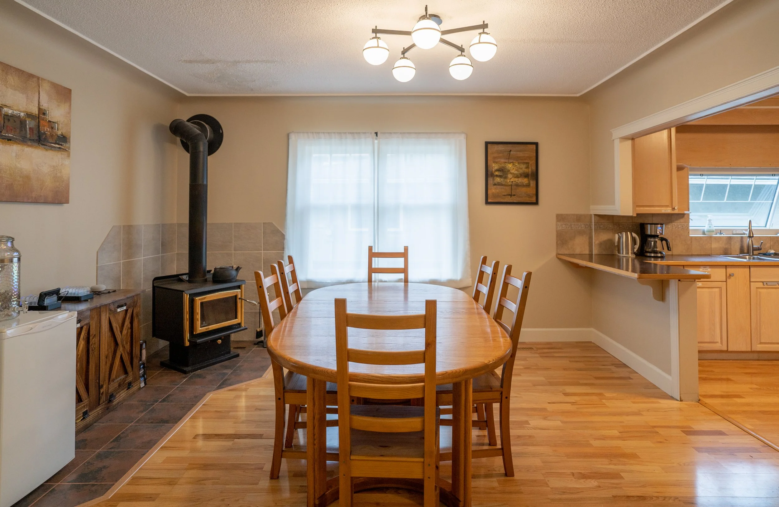 The Lochlainn House | Gallery — The Lochlainn House - Sylvan Lake ...