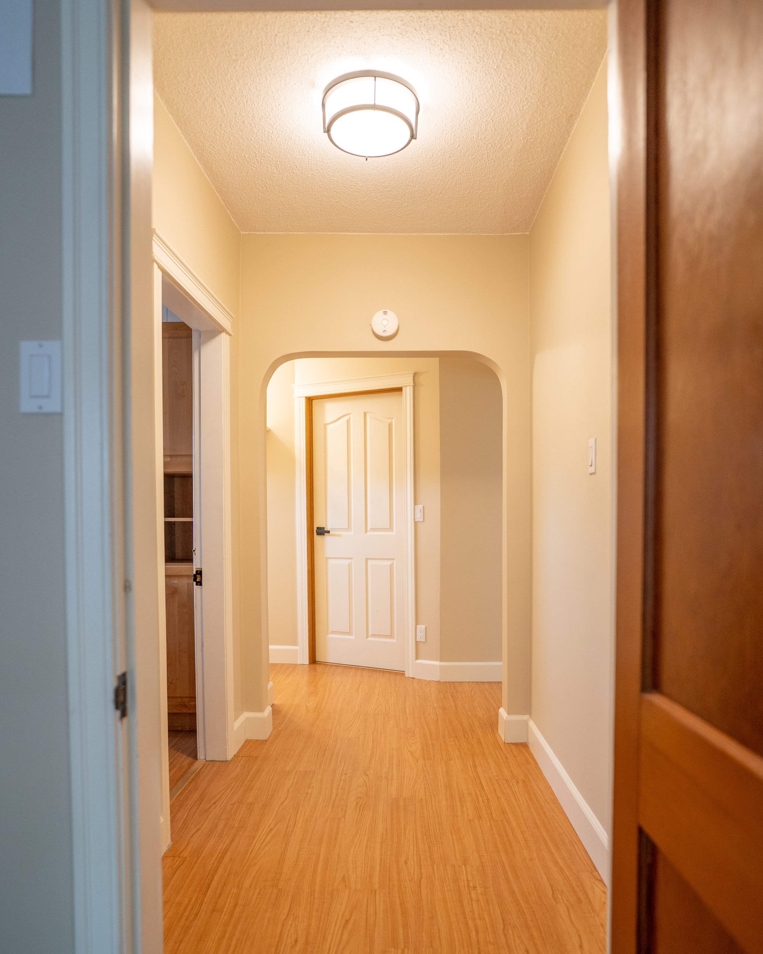 The Lochlainn House | Gallery — The Lochlainn House - Sylvan Lake ...