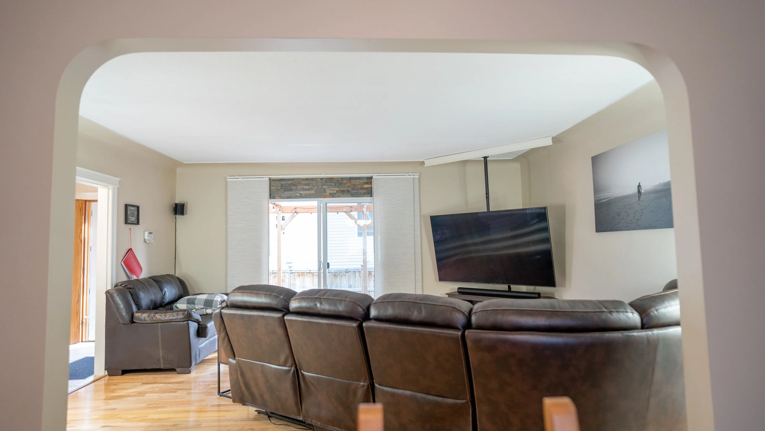 The Lochlainn House | Gallery — The Lochlainn House - Sylvan Lake ...
