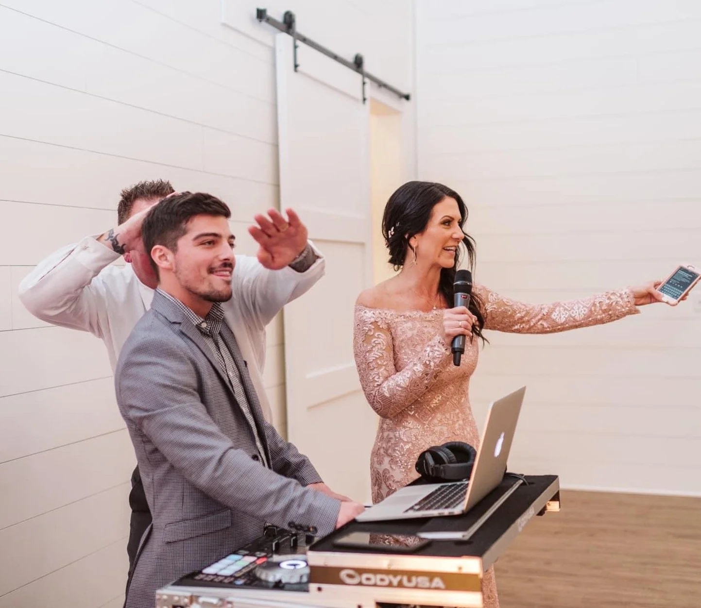 Arkansas Wedding DJ | Ceremony Sound and Reception DJ Packages