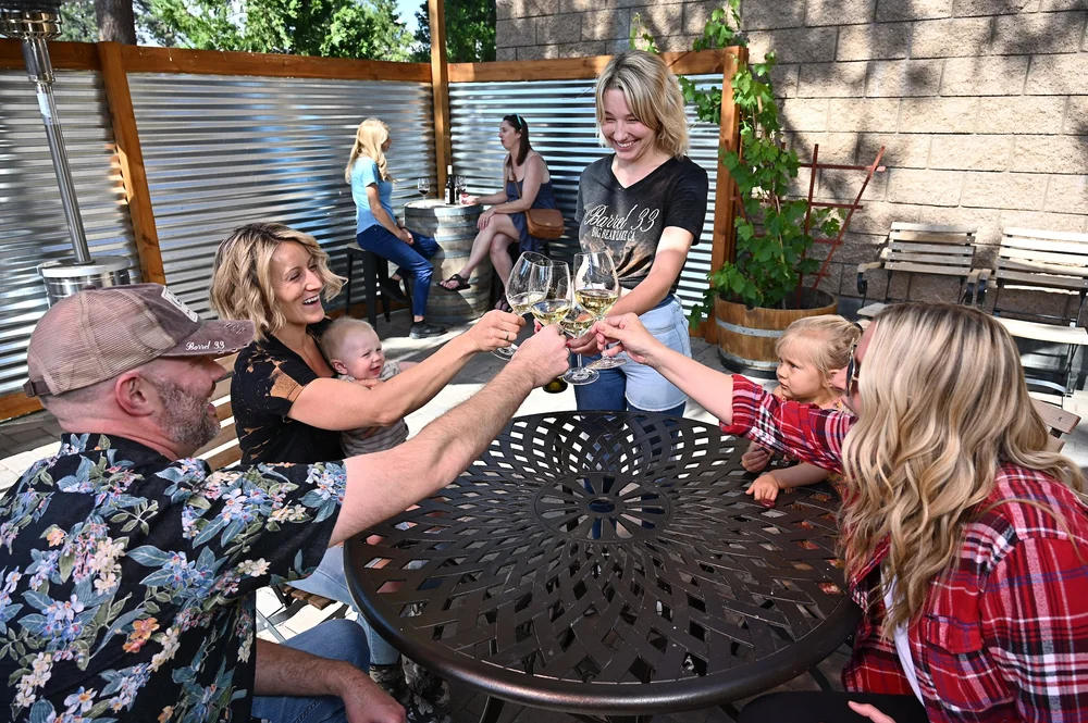 Barrel 33 Big Bear - Wine Bar & Restaurant